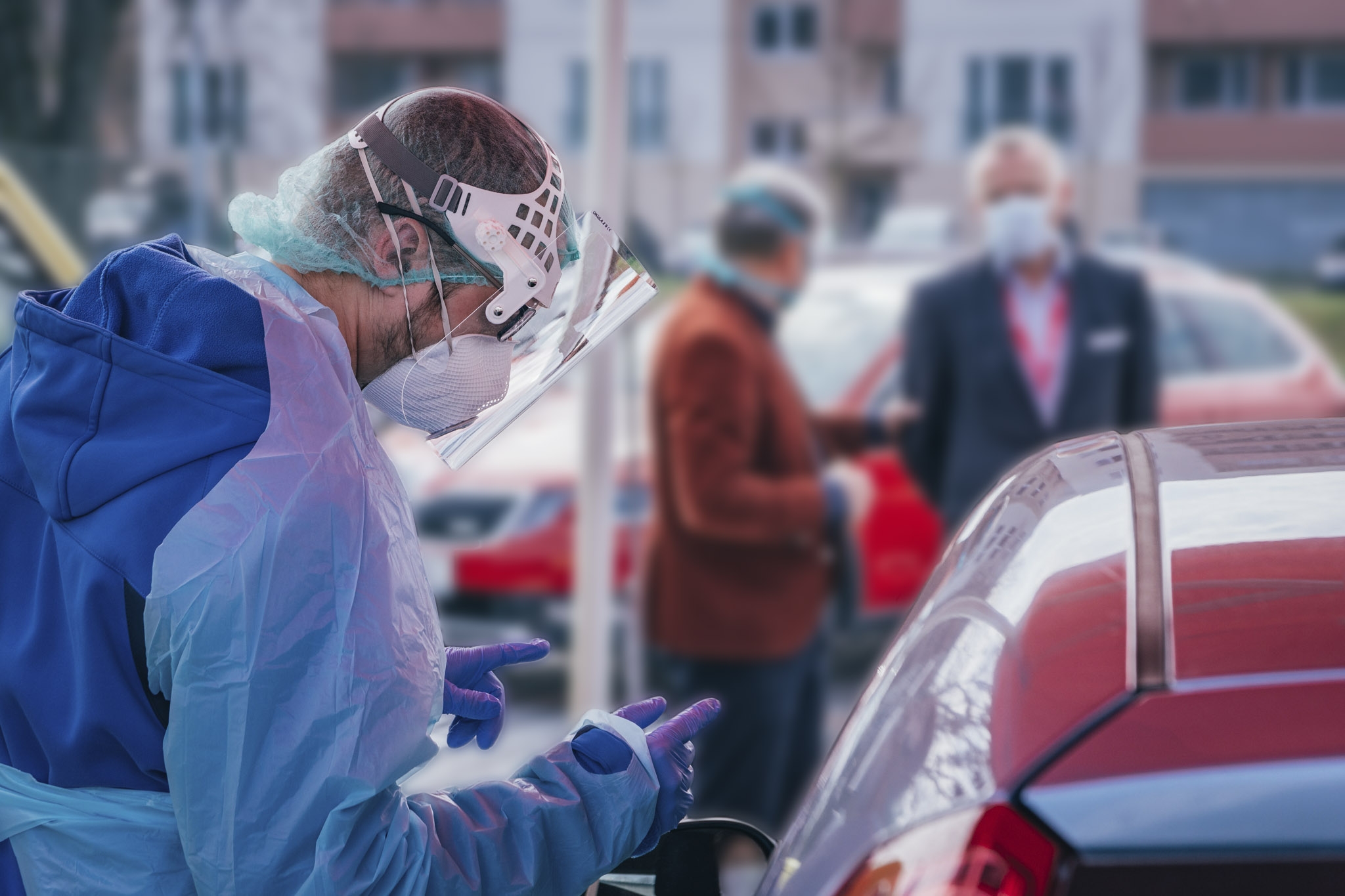 Většina lidí je trpělivá, někdy ale slyšíme i nadávky, přiznal ...